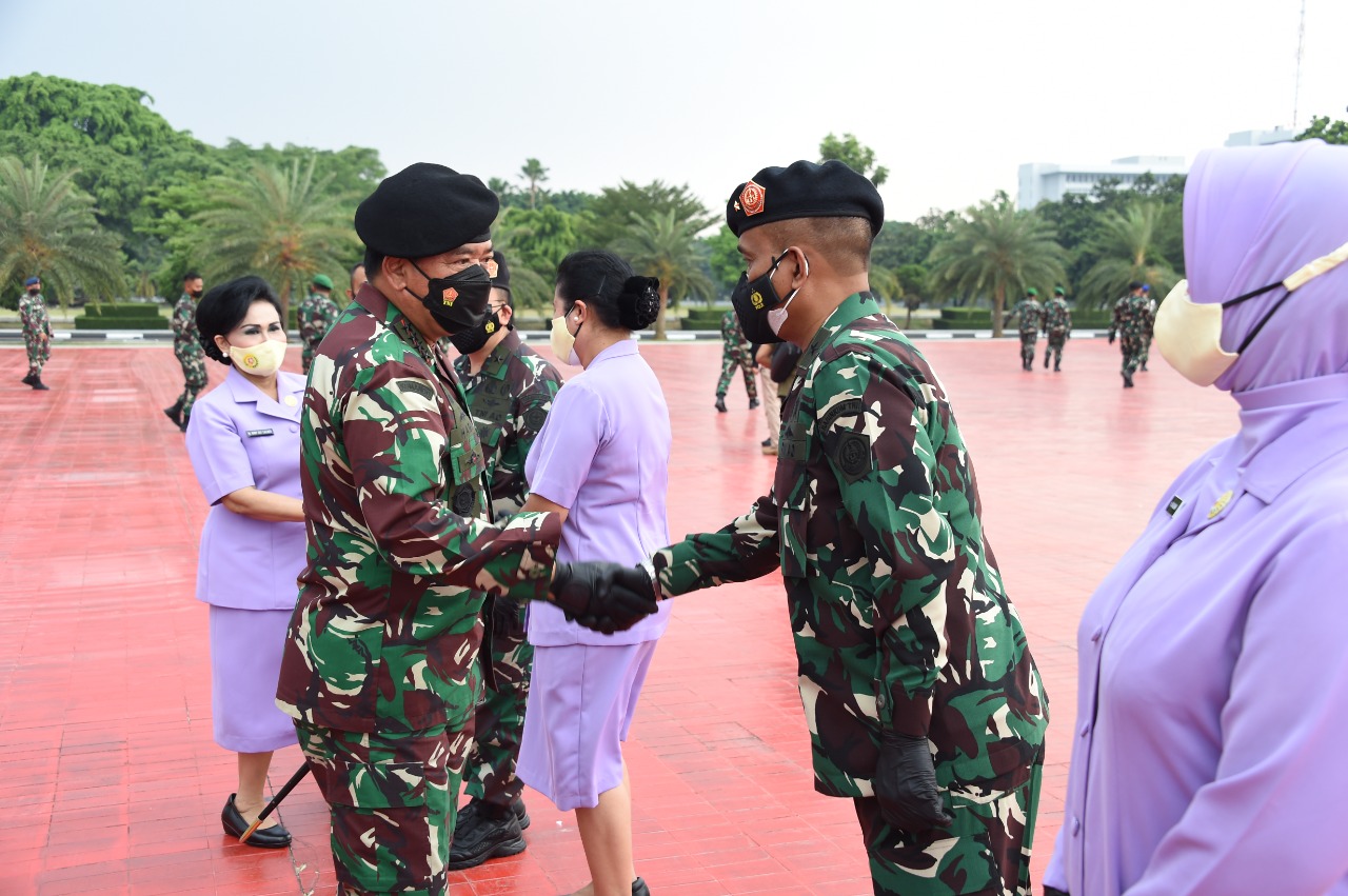 Brigjen TNI Azhar SH MKn Sikat Mafia Tanah Kalbar, Kini Kaotmilti III ...