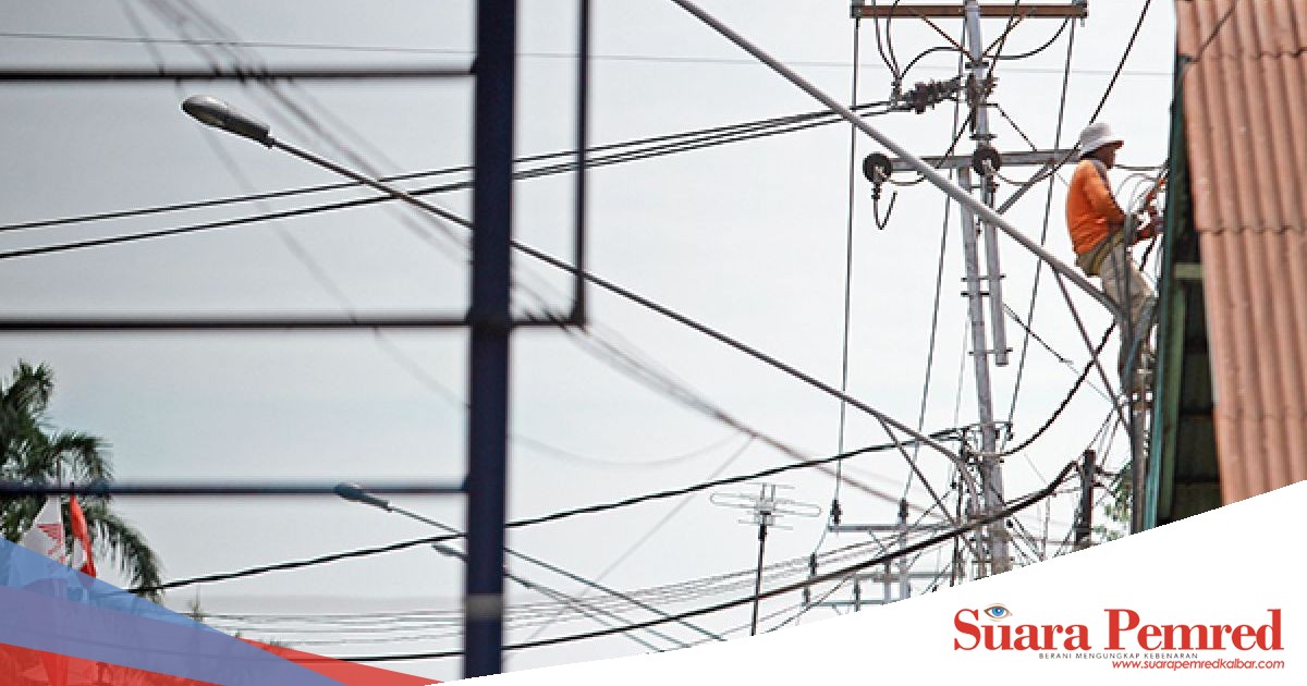 Kabel dan Tiang Listrik Semrawut, Pemkot Pontianak Desak PLN Tata Ulang ...