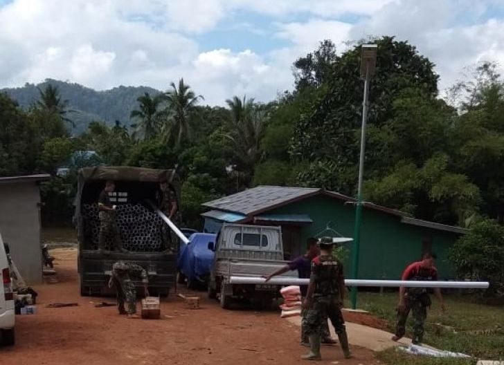 Pembuatan Bak dan Saluran Air Bersih, Masuki Tahap Pemasangan Paralon ...