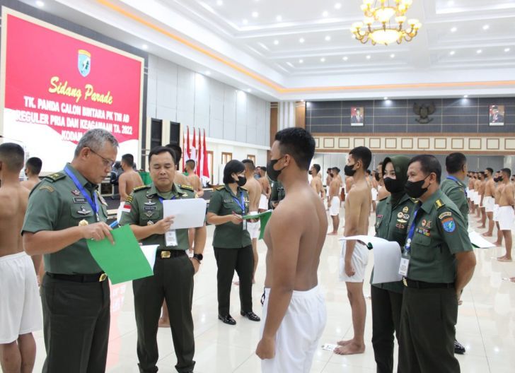 Kasdam XII/Tpr Pimpin Sidang Parade Caba PK TNI AD Reguler Pria dan ...