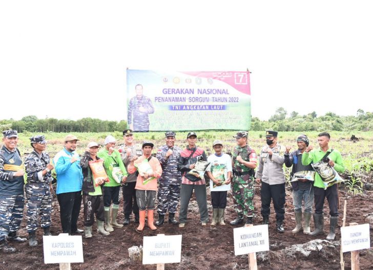 Lantamal XII Dukung Gerakan Nasional Penanaman Sorgom Serentak ...