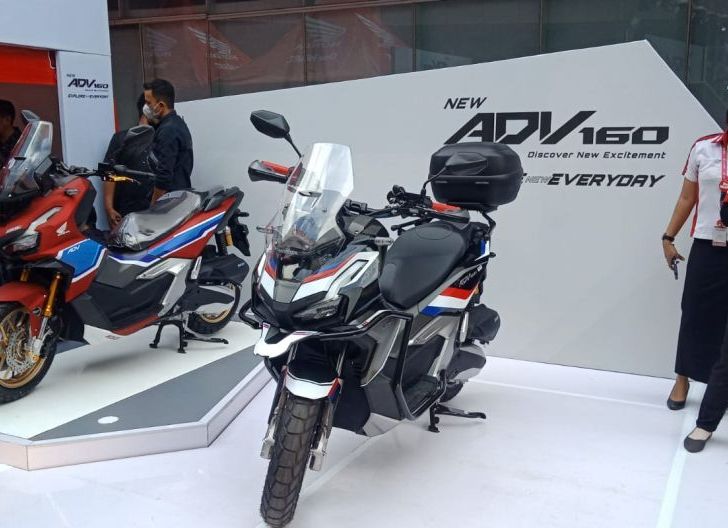 Pesona Dua Unit New Honda ADV 160 Custom Bike saat Astra Motror Kalbar ...