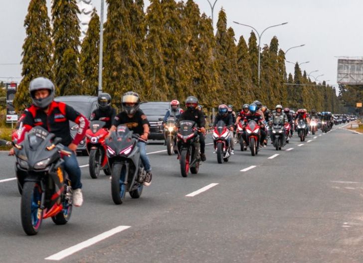 Komunitas Honda CBR Merayakan Launching CBR250RR dengan Sunmori-an ...