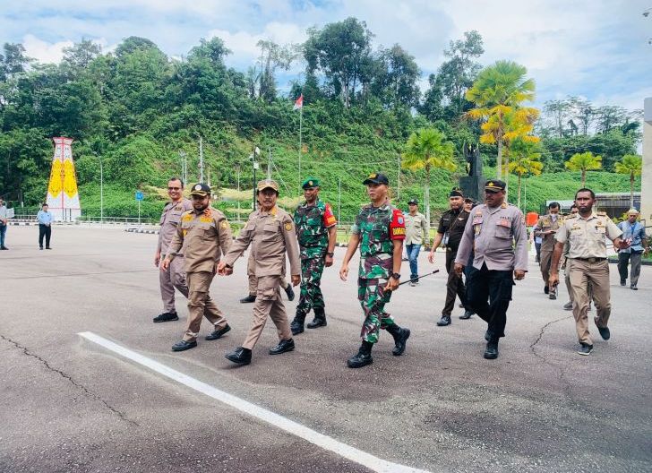 Apel Siaga Sinergi Lindungi Negeri, Dansatgas Pamtas Yonif 645/Gty ...