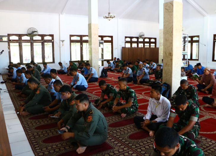 Jelang Latihan Jalak Sakti 2023, Personel Lanud Supadio Gelar Doa ...
