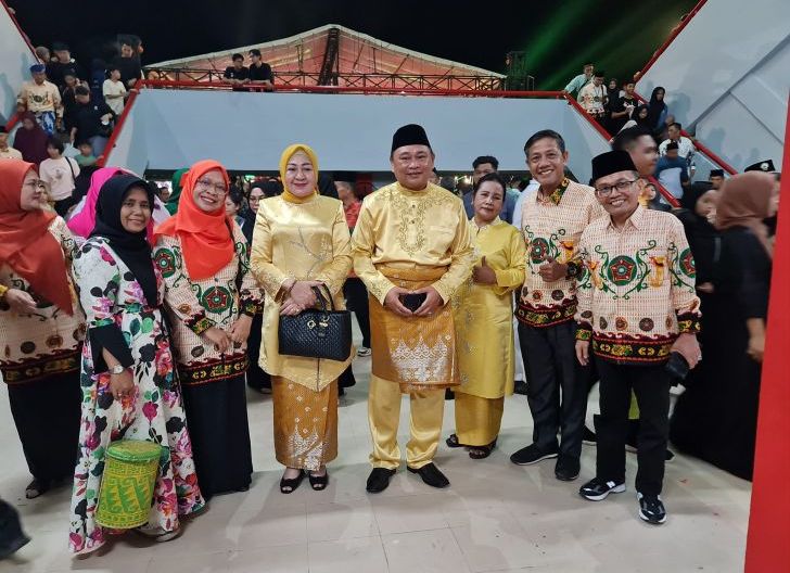 Ketua DWP Kanwil Kemenag Kalbar Apresiasi Semangat Toleransi dan ...