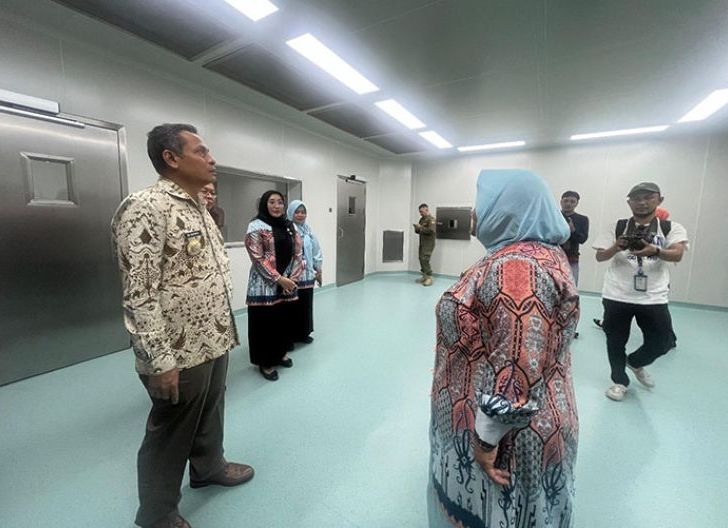 Edi Suryanto Evaluasi Layanan RSUD Sultan Syarif Mohamad Alkadrie ...
