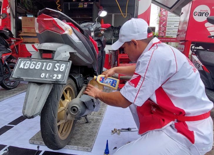 AHASS Siaga Astra Motor Kalbar Bersama Mekanik Handal dan Sparepart ...